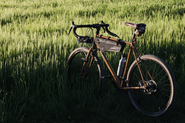Tailfin Frame Bag Review: Unobtrusive & Accessible
