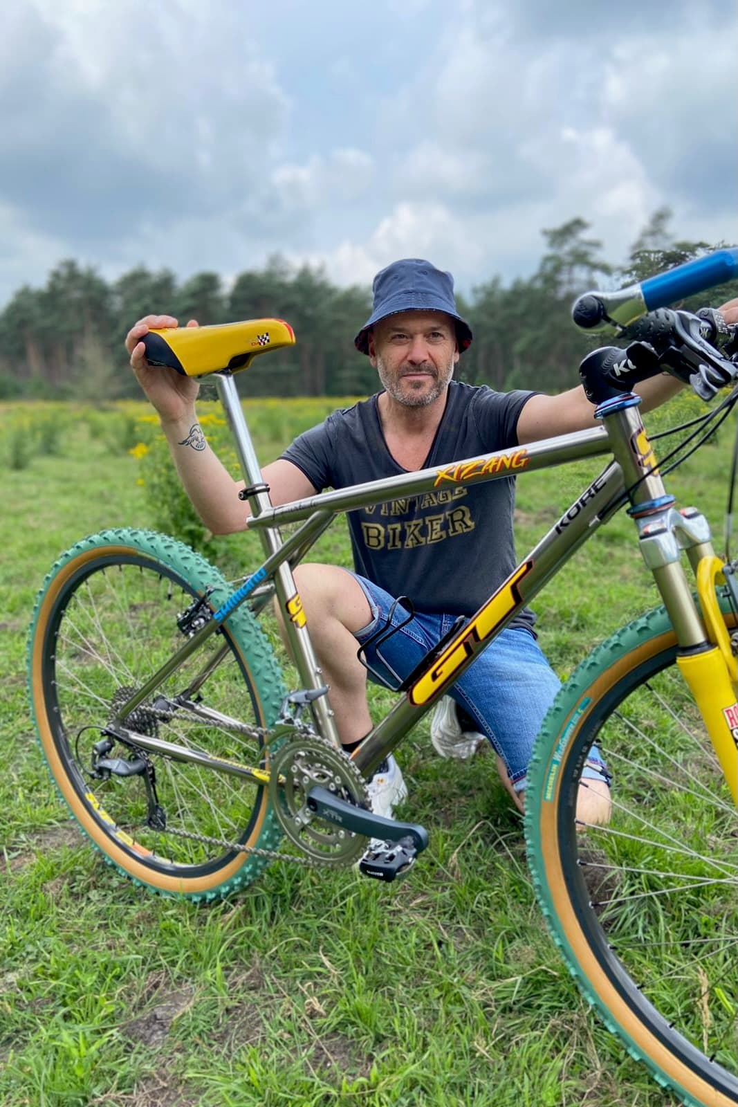 Vintage 90s Mountain Bike Builds