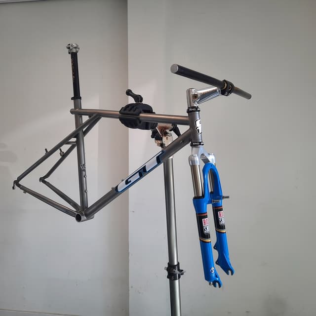 Vintage 90s Mountain Bike Builds