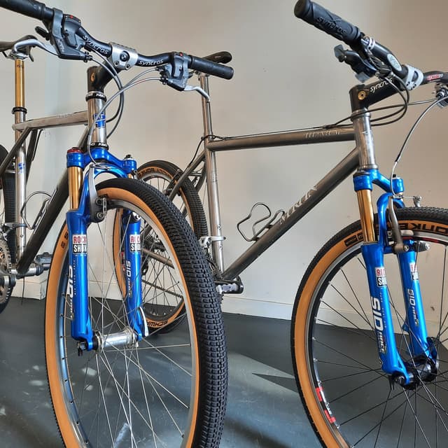 Vintage 90s Mountain Bike Builds